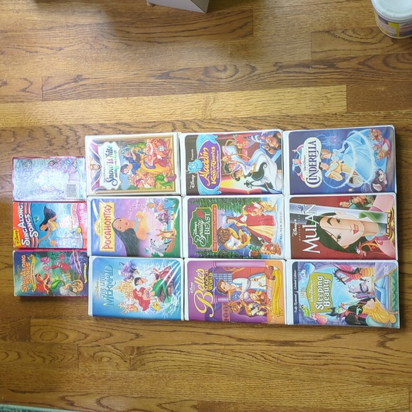 Disney | Other | Set Of 2 Vintage Disney Princesses Vhs Tapes Movies ...